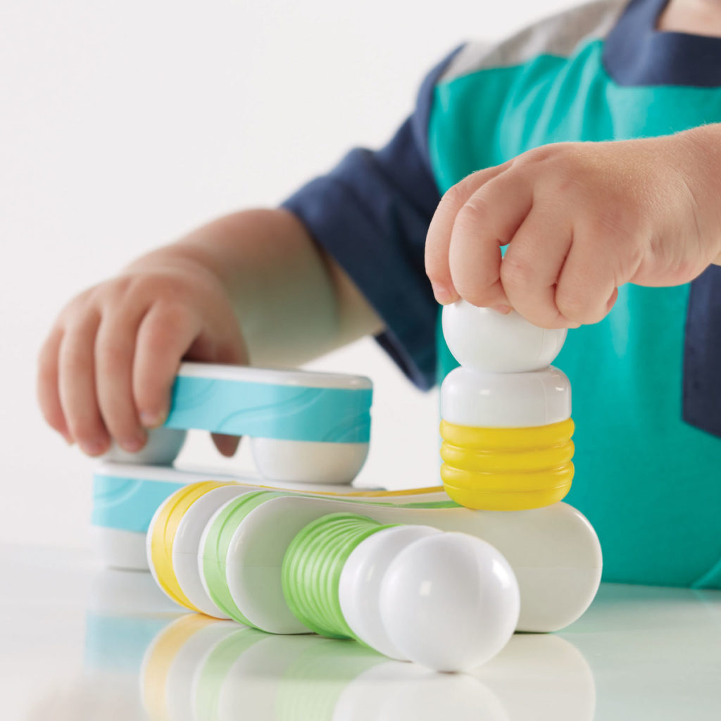 Guidecraft Grippies® Links – 24 Piece Set - Ygrowup Toys