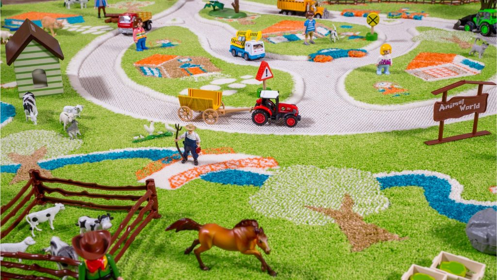 Farm Play Carpet Medium - Ygrowup Toys