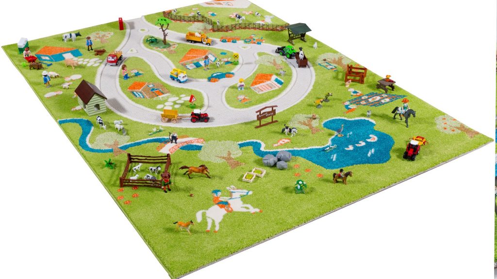 Farm Play Carpet Medium - Ygrowup Toys